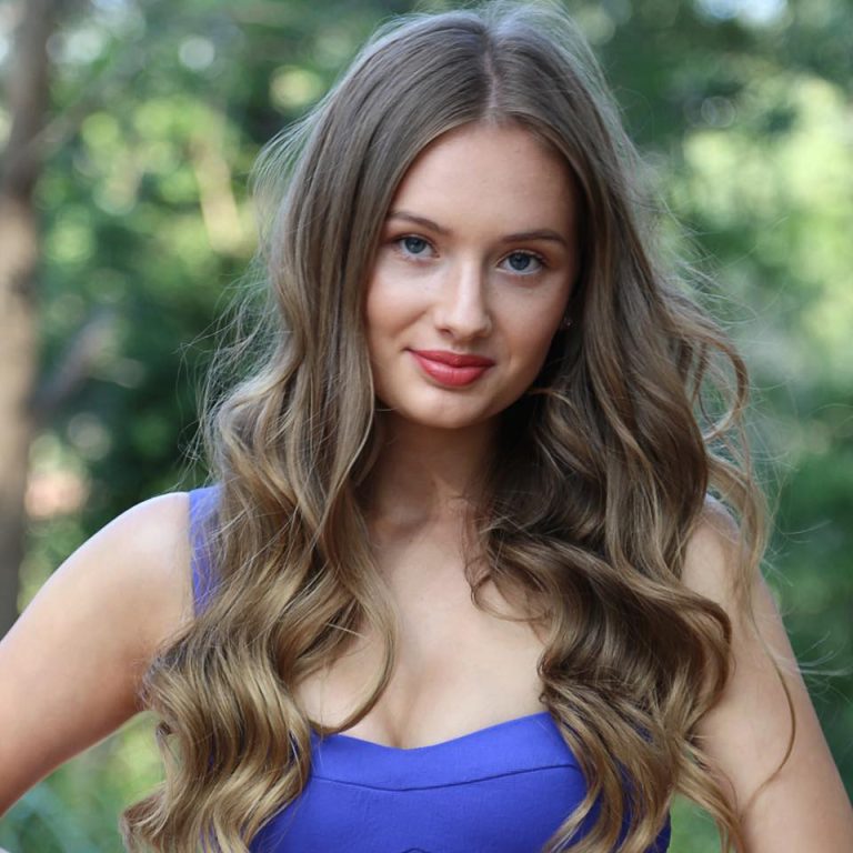 Shamia Lily - Bris Bands Agency